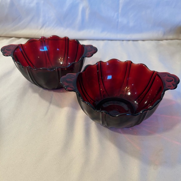Kitchen | 2 Anchor Hocking Oyster And Pearl Ruby Red Small Bowl Candy ...